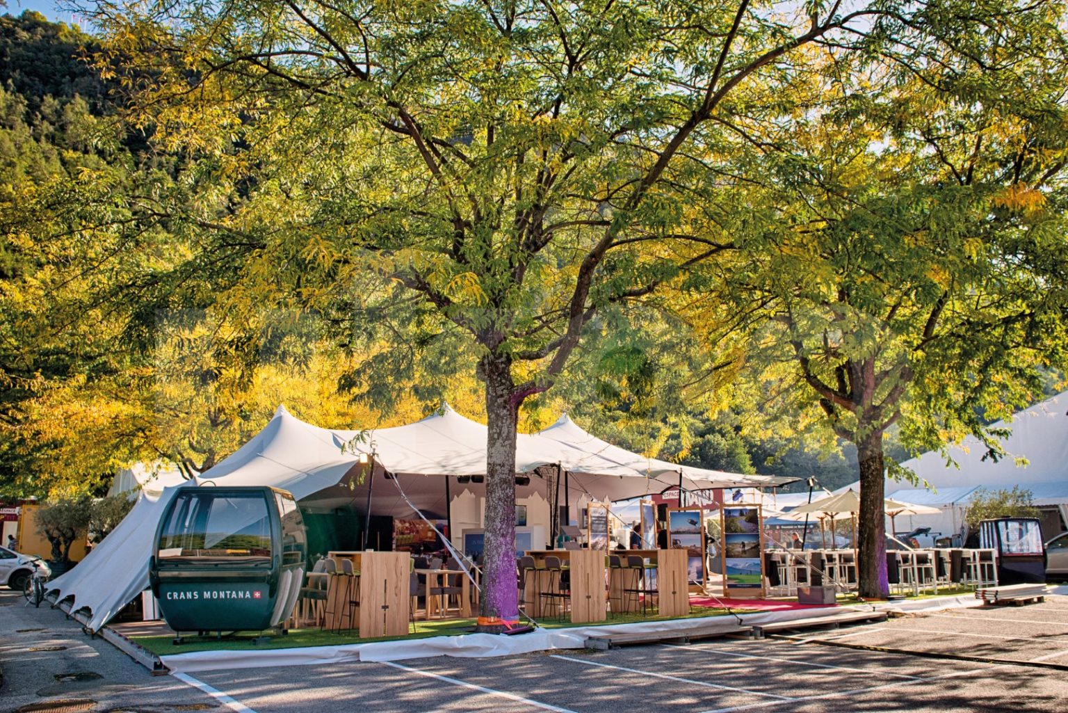 Namiot typu Stretch na imprezę publiczną